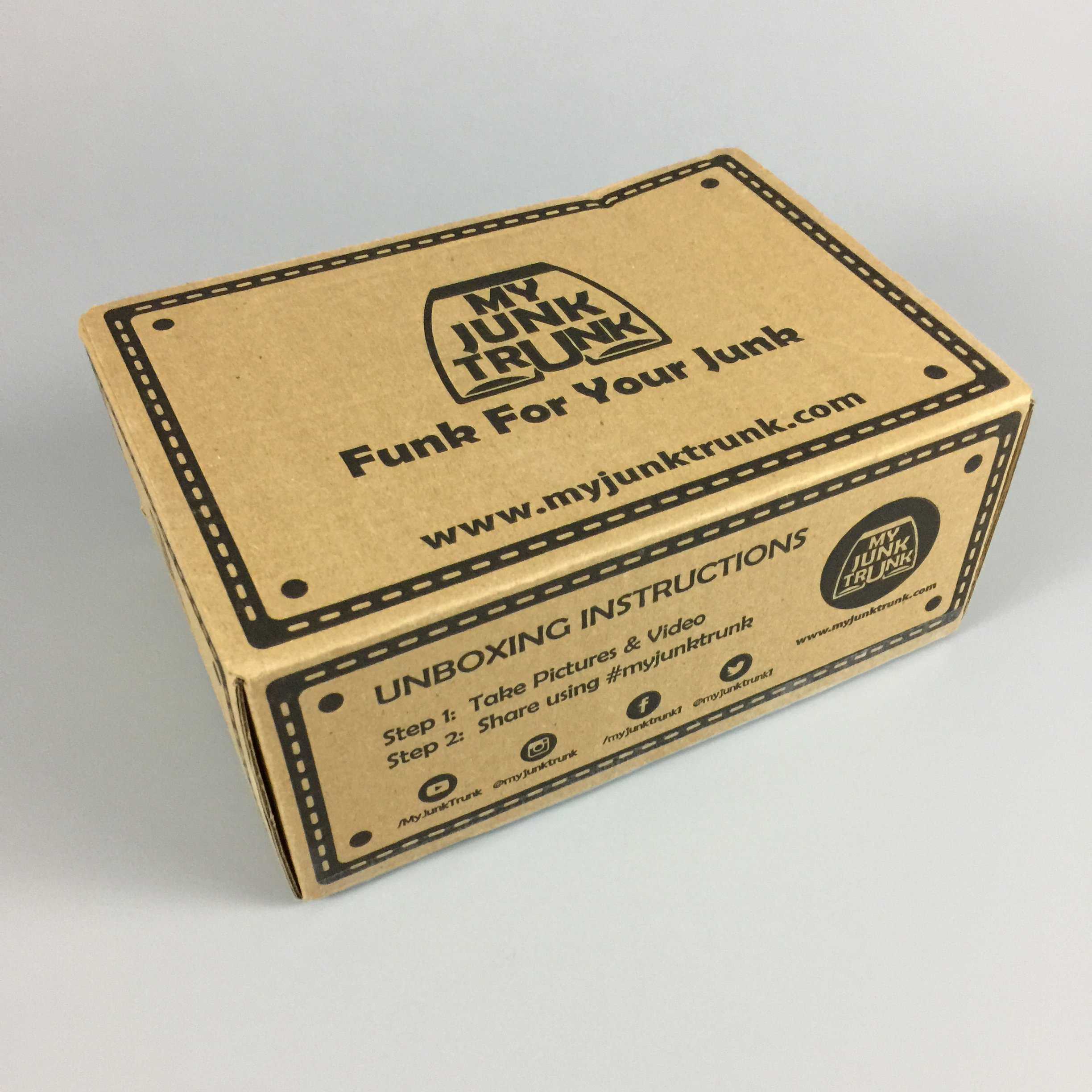 My Junk Trunk Subscription Box Review + Coupon - November 2016 - Hello ...