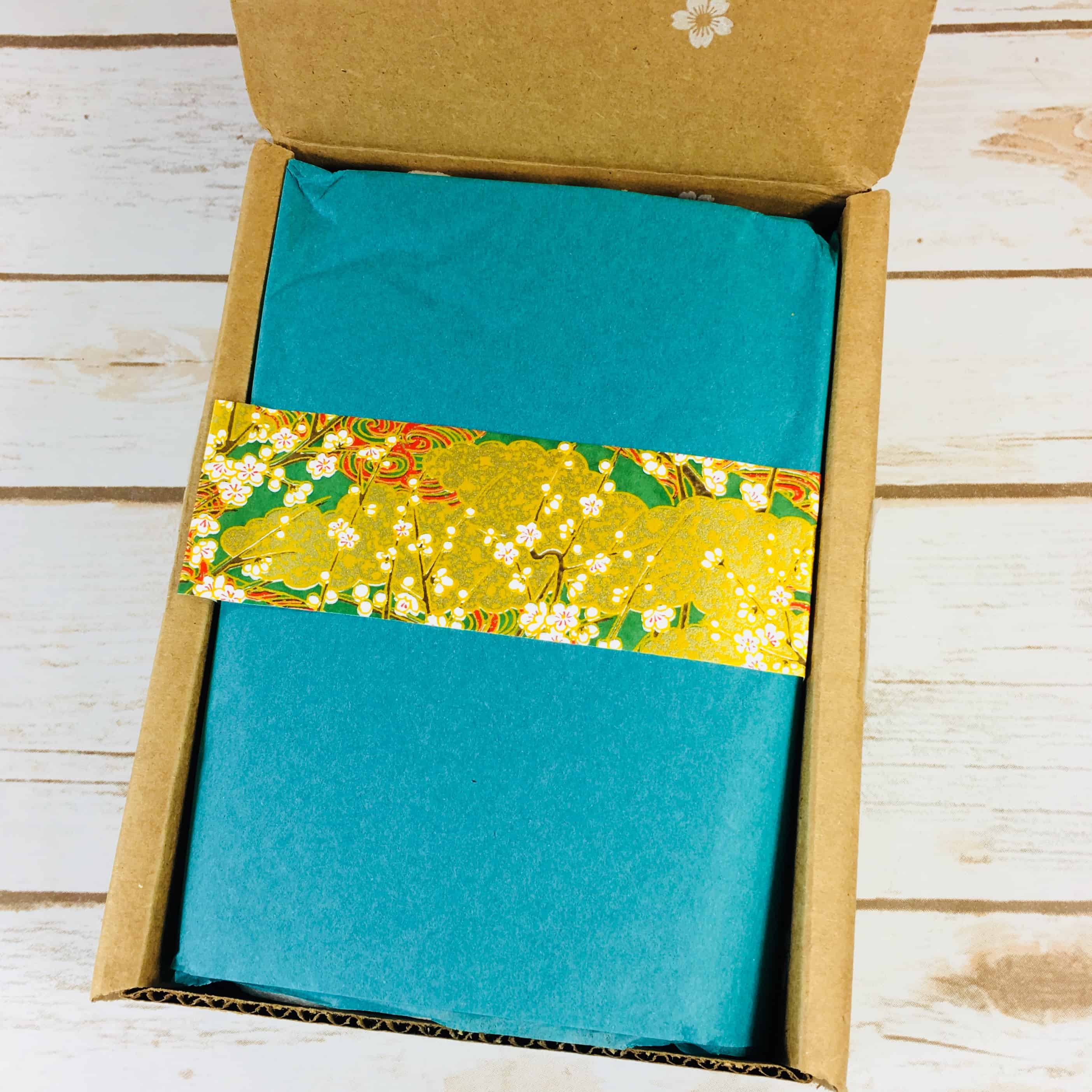 Yuzen Winter 2017 Subscription Box Review - Hello Subscription