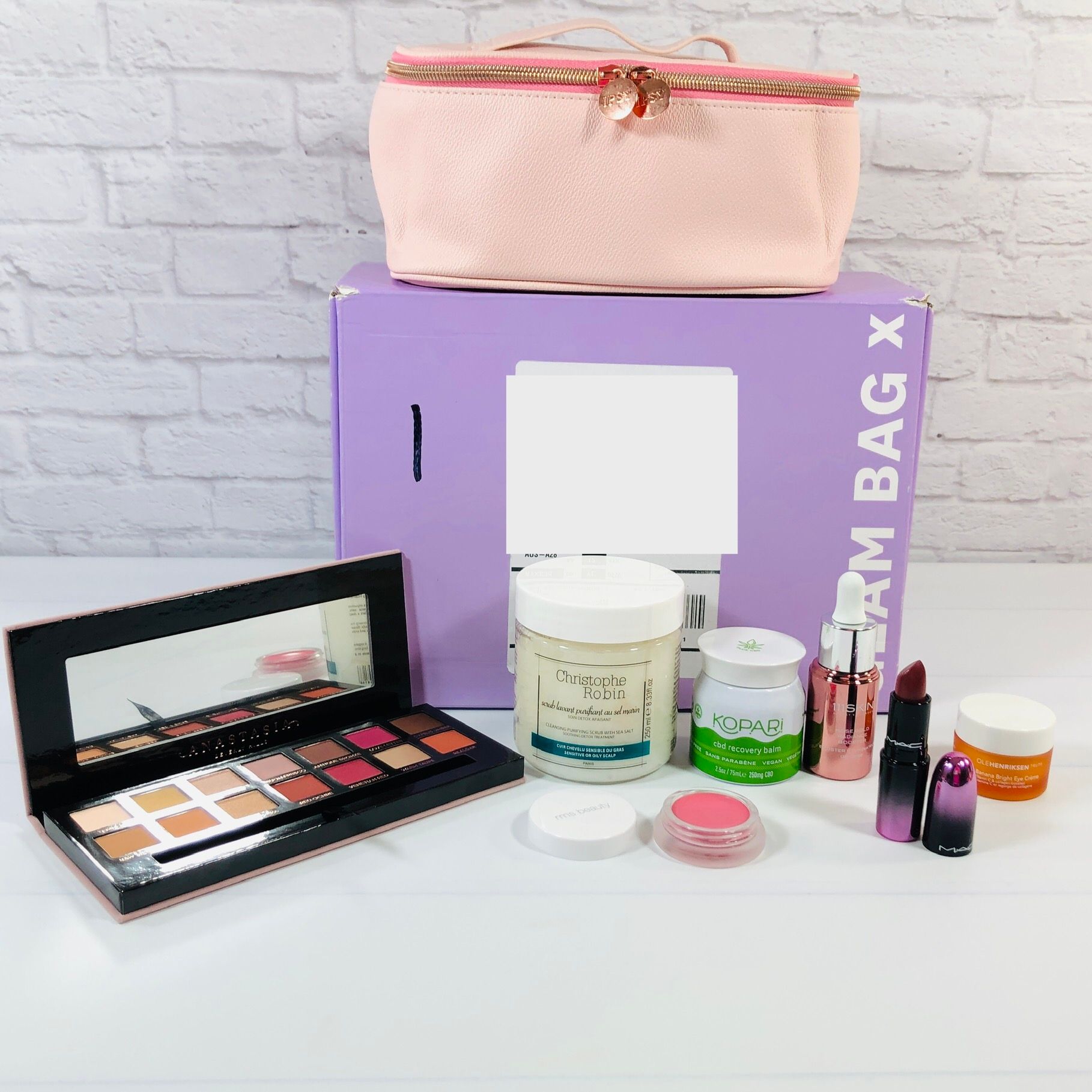Ipsy Glam Bag X Review - May 2021 - Khloé Kardashian - Hello Subscription