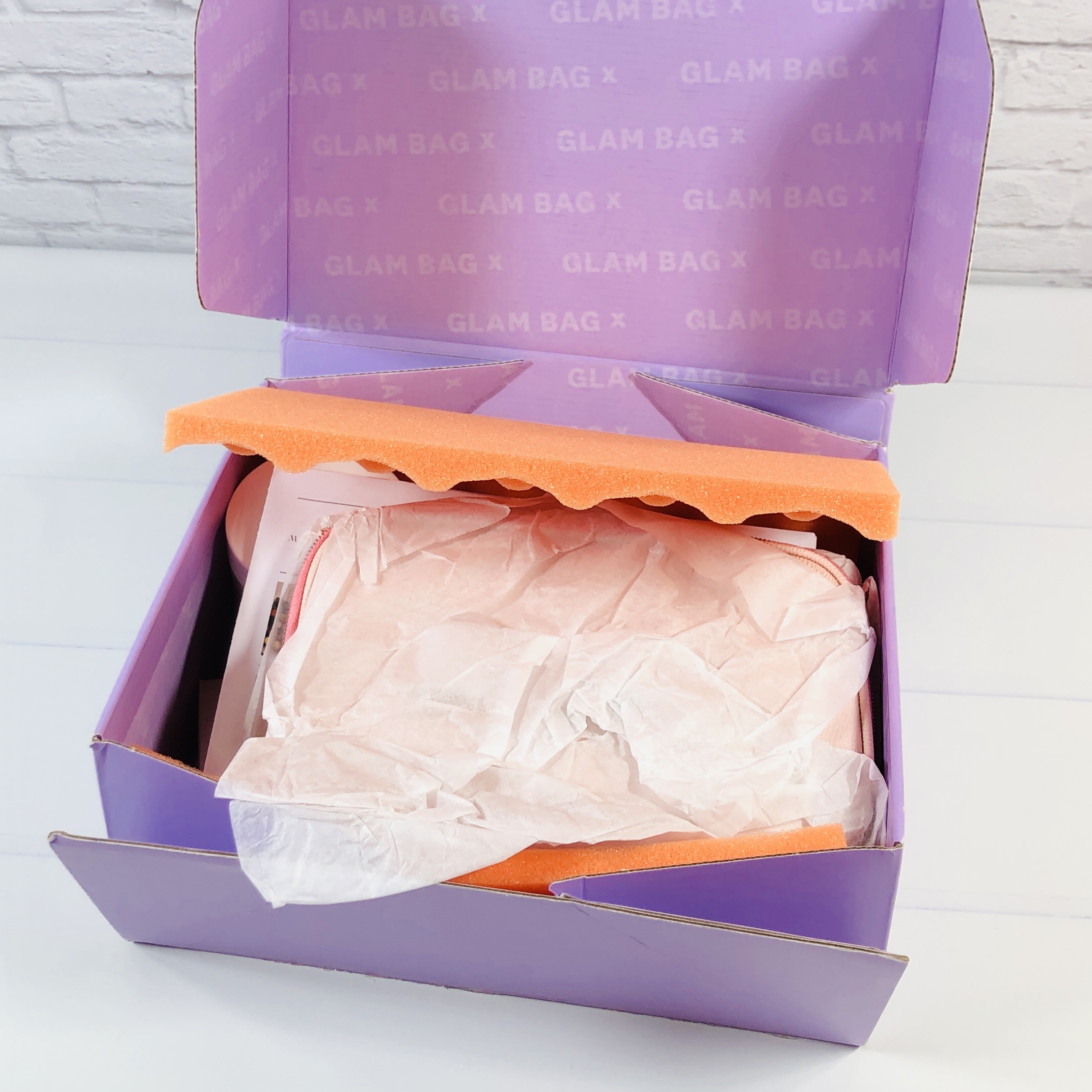 Ipsy Glam Bag X Review - May 2021 - Khloé Kardashian - Hello Subscription