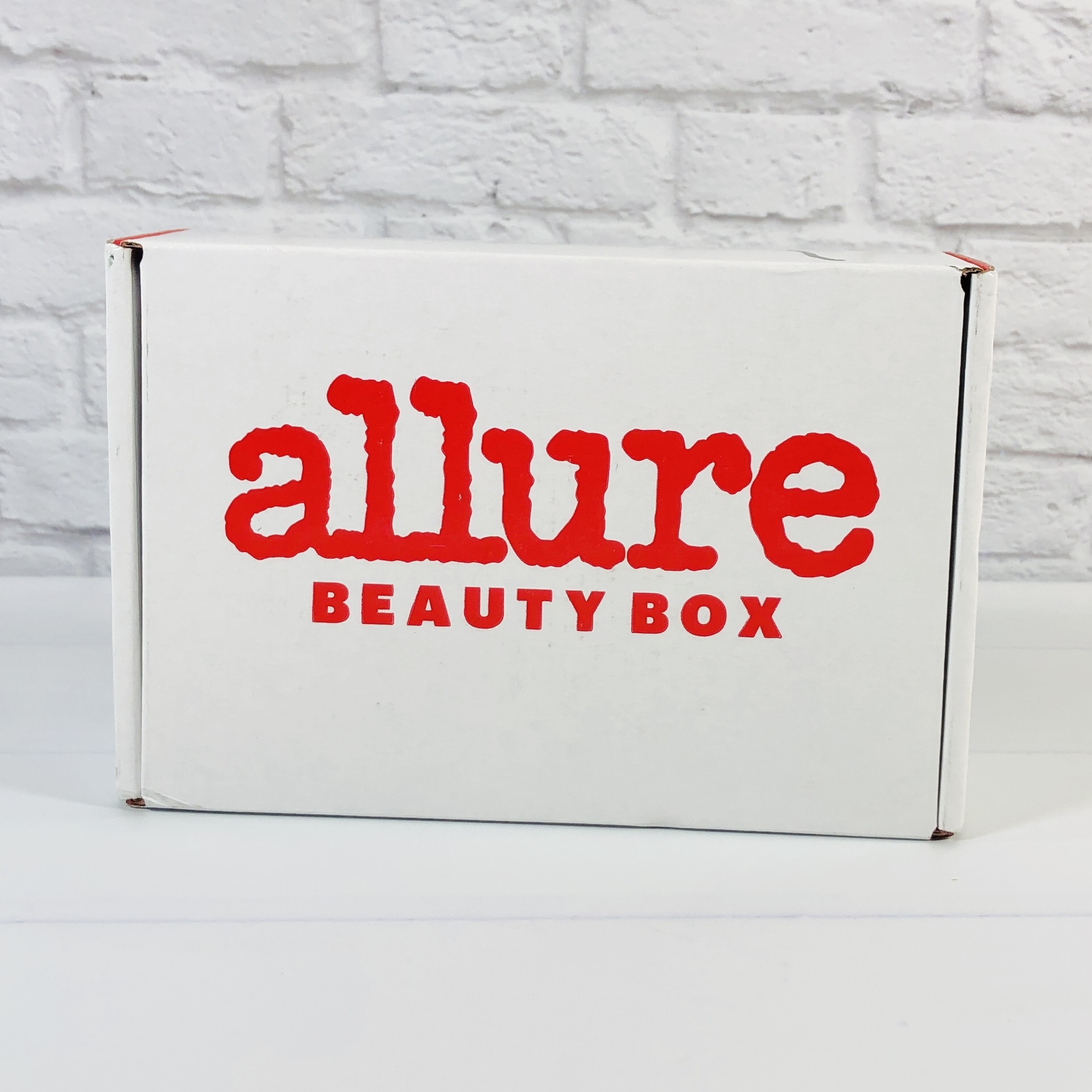 Allure Beauty Box June 2021 Review & Coupon - Hello Subscription