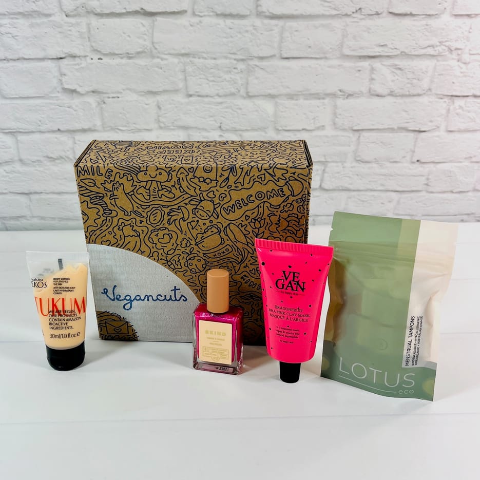 Vegancuts Beauty Box February 2024 Review: Heart Bloom Beauty Box ...
